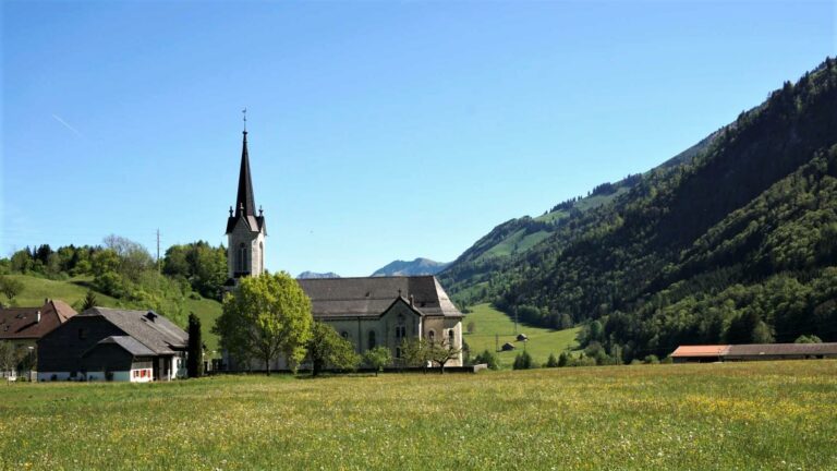 Parking à Montbovon | La Gruyère