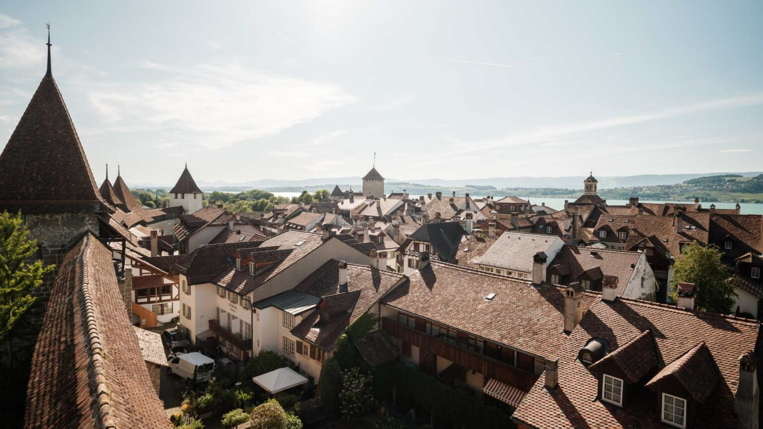 Visiter Morat : un joyaux historique à découvrir de diverses façons!