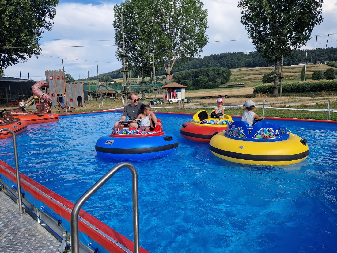 Payerneland | Karting, Kletterpark und Hüpfburgen