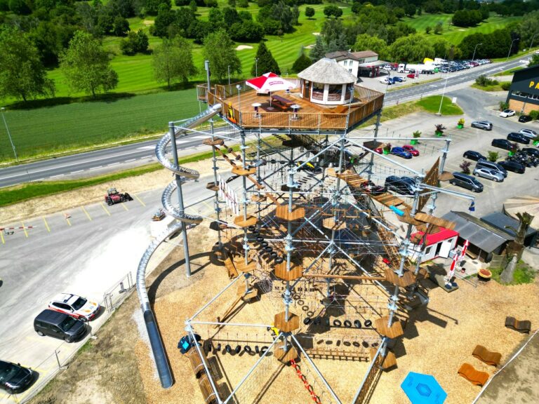 Payerneland | Karting, accrobranche, châteaux gonflables